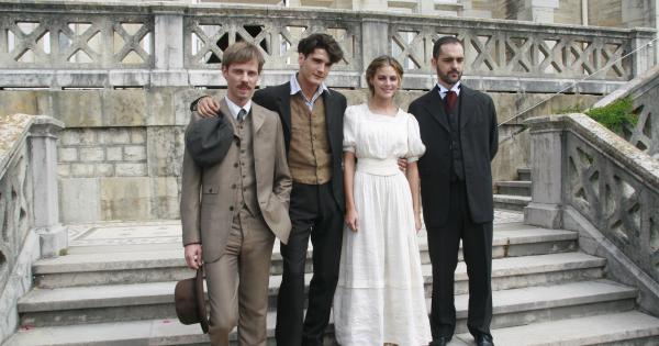 6 Must-watch Spanish TV Series - ViewKick